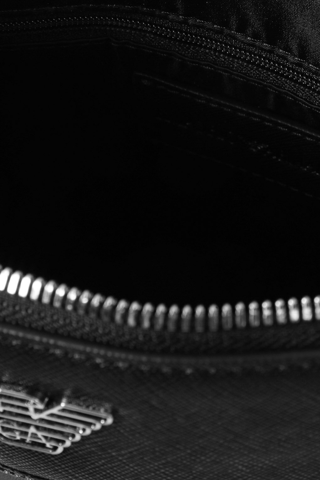 Сумка EMPORIO ARMANI, черный — фото 1
