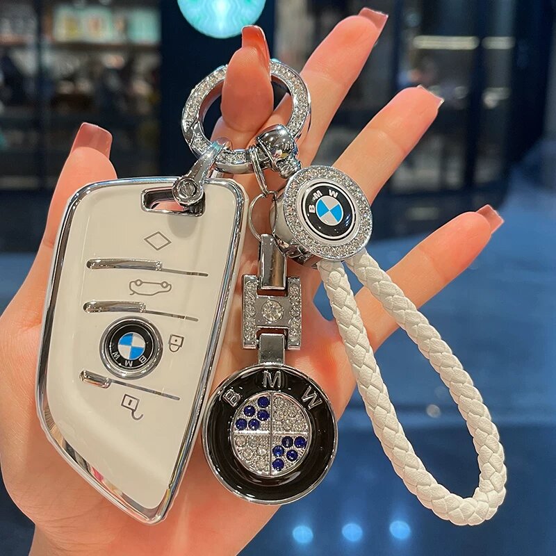 BMW Ключевой держатель B-Style, слоновая кость с брелоком-косичкой и креплением для 3/5/X3/X1 моделей