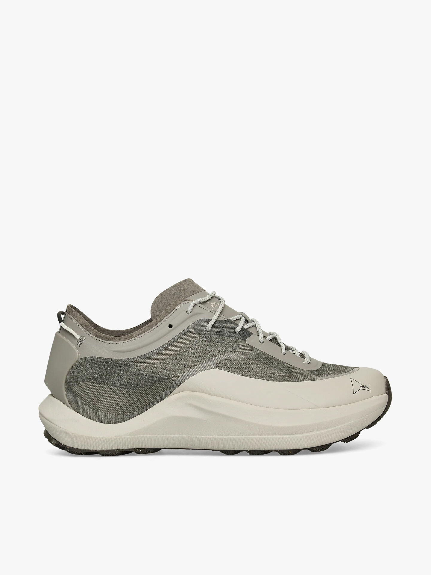 Кроссовки Sella