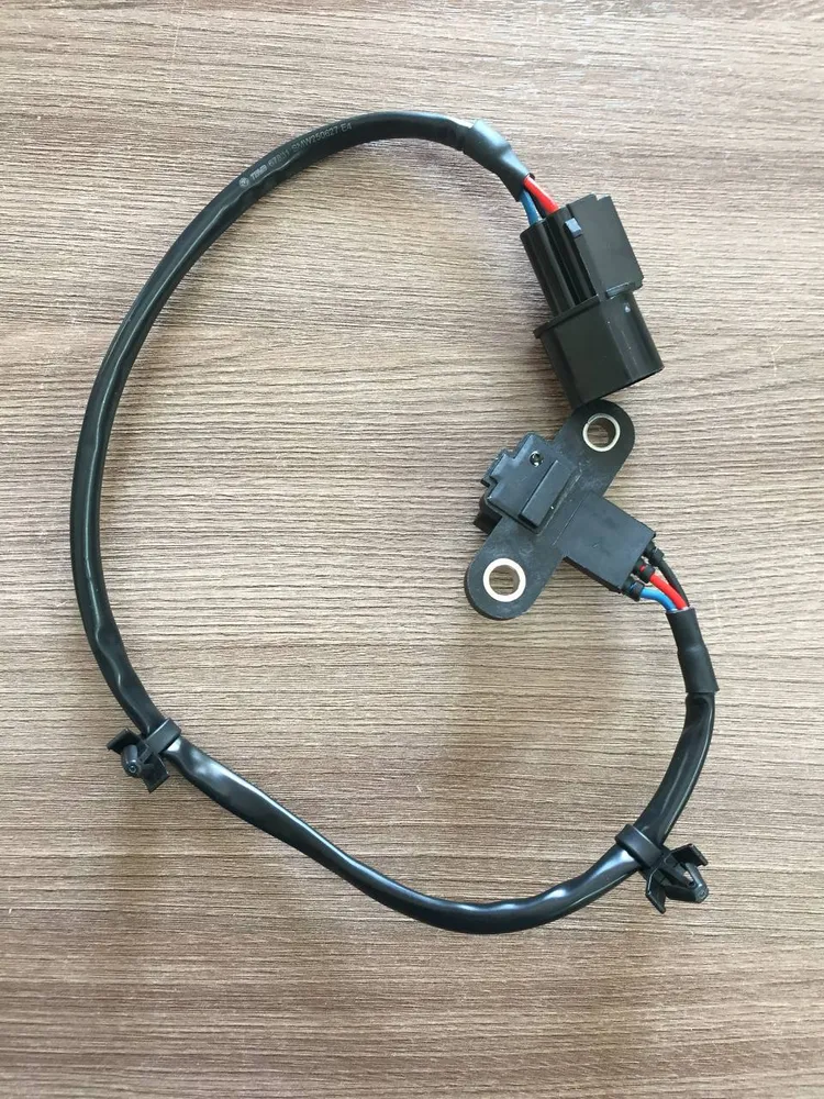 Датчики положения коленвала под кожухом ГРМ с проводом дв. 2,0 T 4G63S4T Zotye T600 Зотье Т600