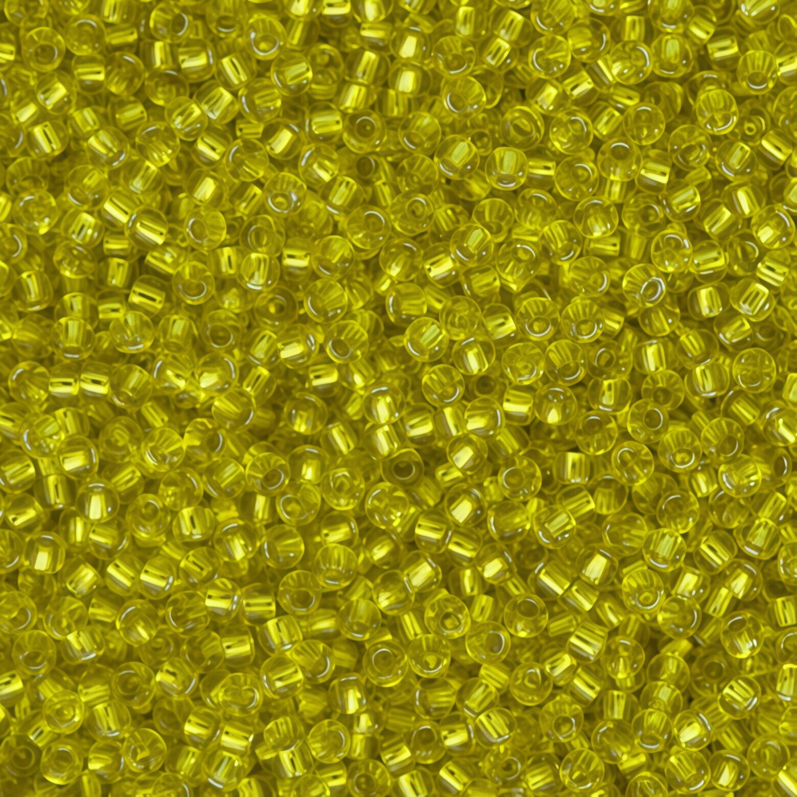 Бисер TOHO круглый, размер 10/0, цвет #32 (Внутреннее серебрение, лимон), 10 грамм