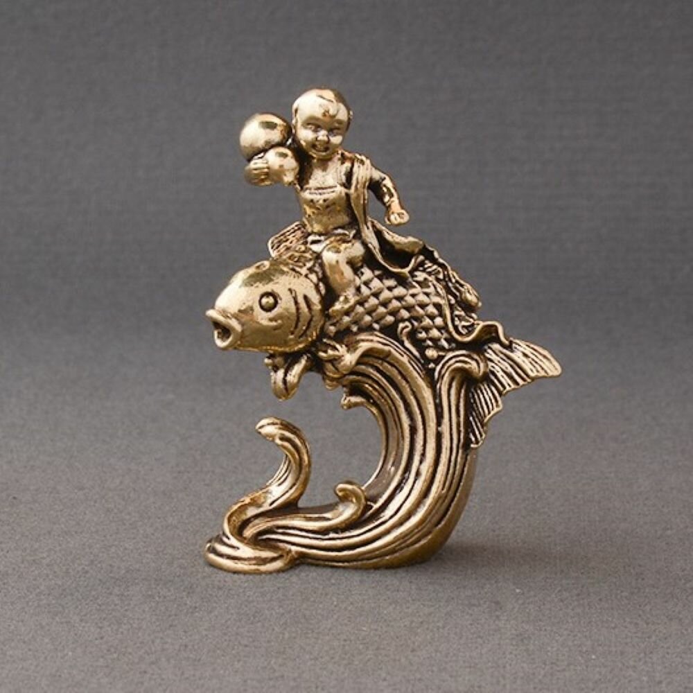 Статуэтка "Девочка с тыквой на карпе" Фен-Шуй, бронза (6*4.3 см.)