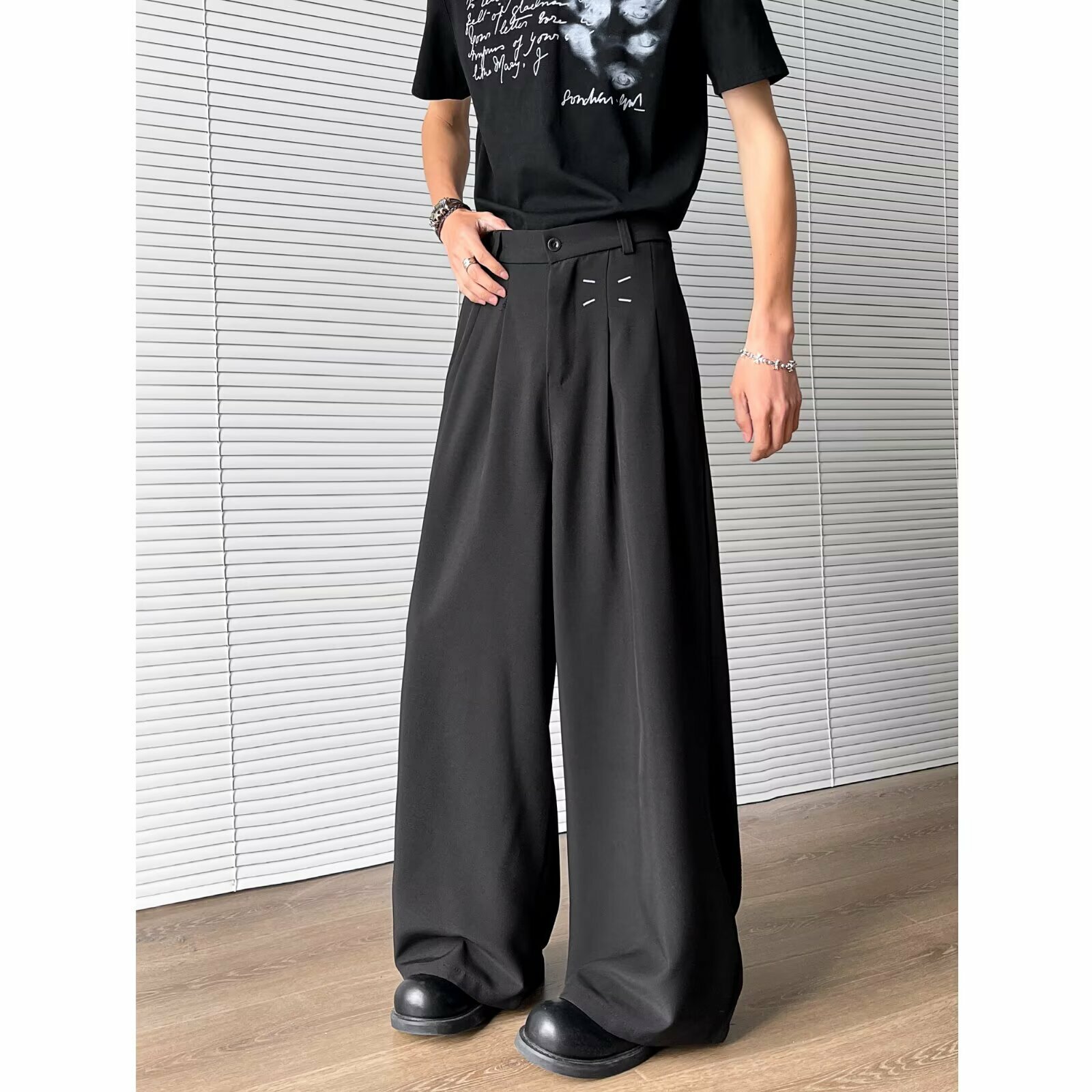 Брюки классические