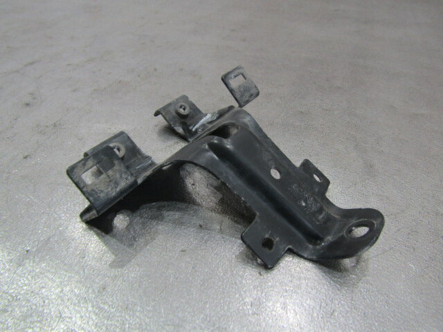 Кронштейн петли капота Scania 6-series