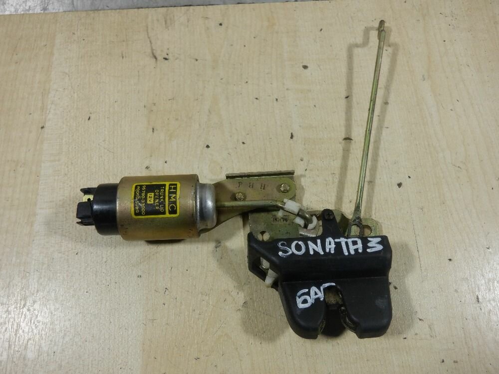 Замок багажника Hyundai Sonata III