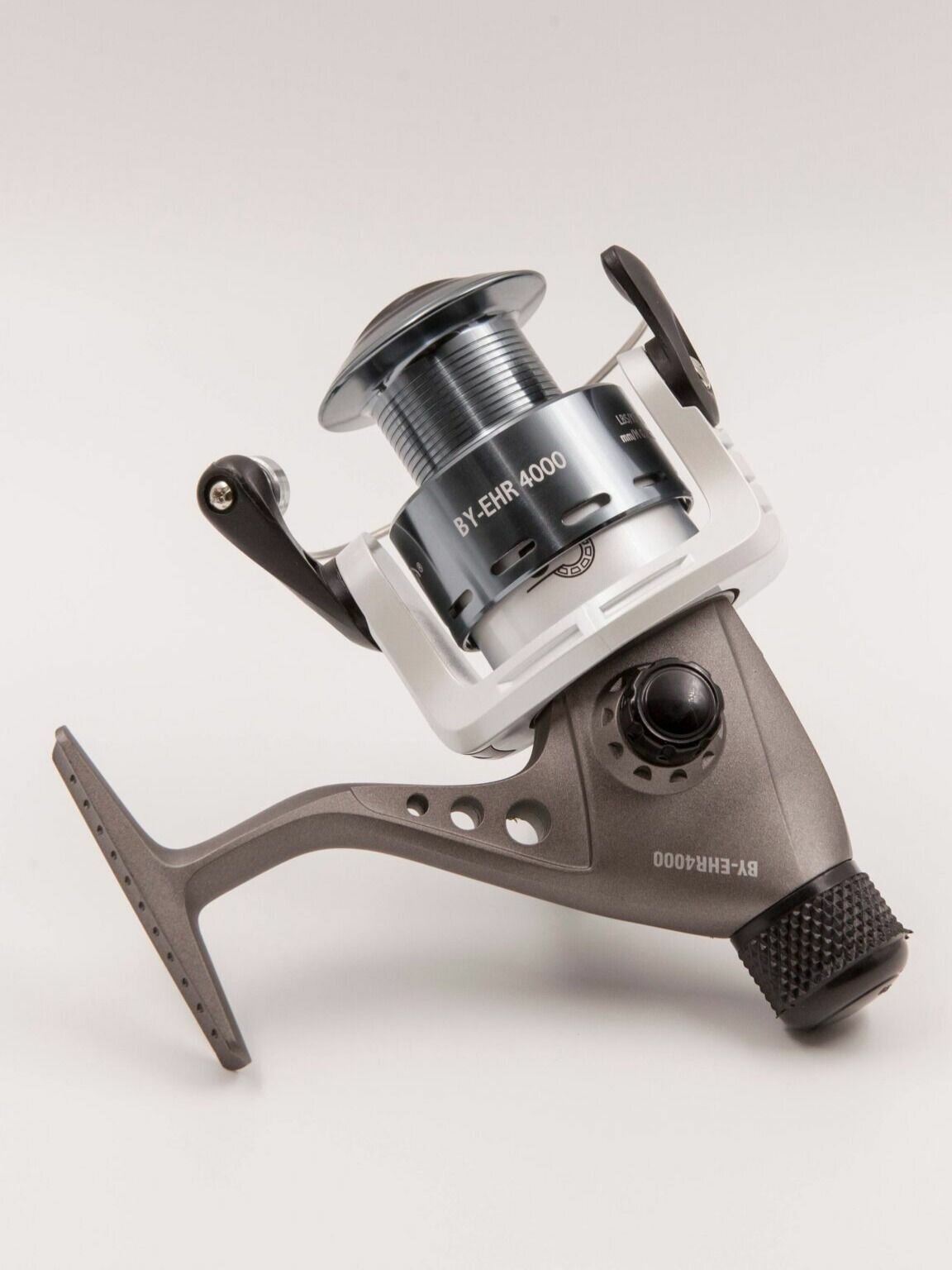 Катушка BoyaBY EHR 60, подшипников: 7, задний фрикцион, передаточное отношение 5.5:1, металлическая шпуляКатушка BoyaBy EHR 6000