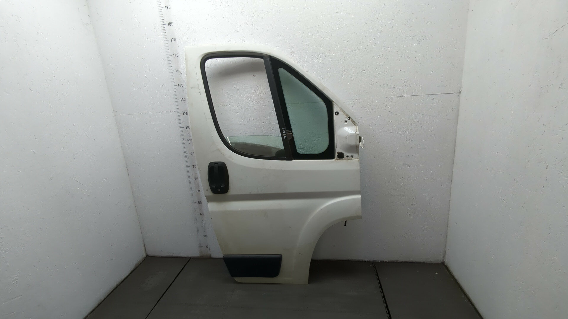 Дверь боковая (легковая) правая передняя Peugeot Boxer Б/У