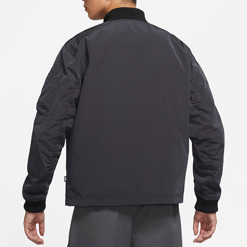 Куртка NIKE, размер S — фото 1