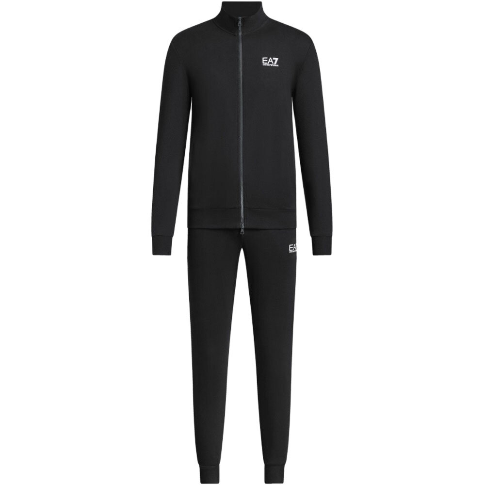 Комплект одежды