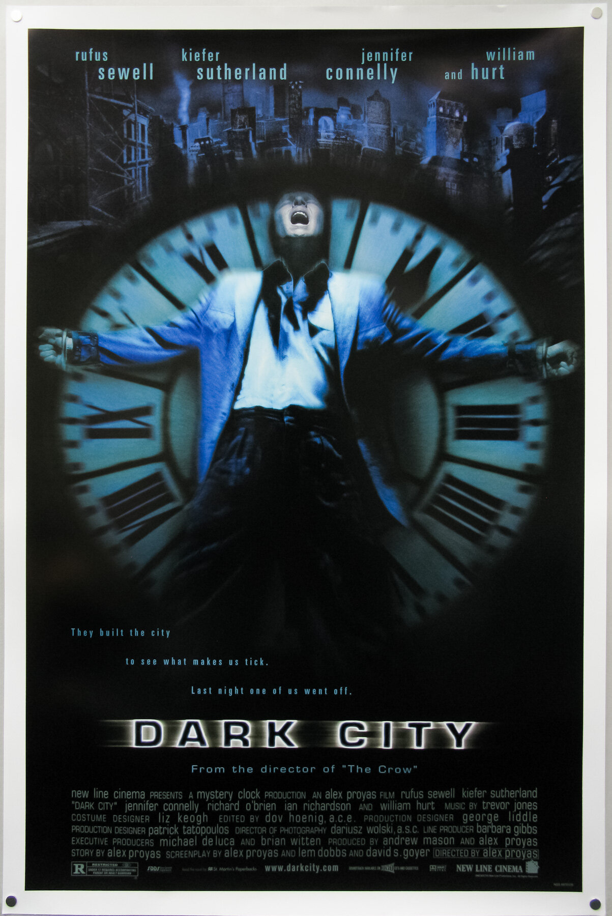 Плакат, постер Темный город (Dark City 1998) на холсте, размер 42х60см