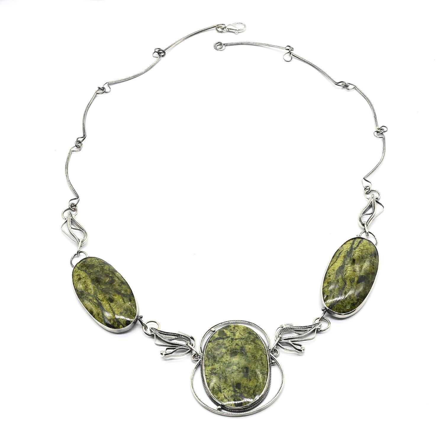 Колье, змеевик