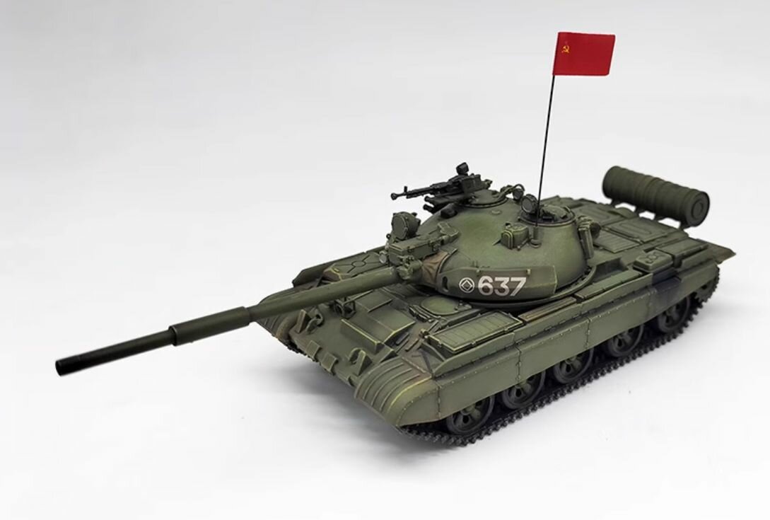 Готовая модель 1:72 Т-62 БДД (T-62 BDD) Советский танк, Дальневосточный зеленый, Finger Tip Model (Чжицзянь моши)