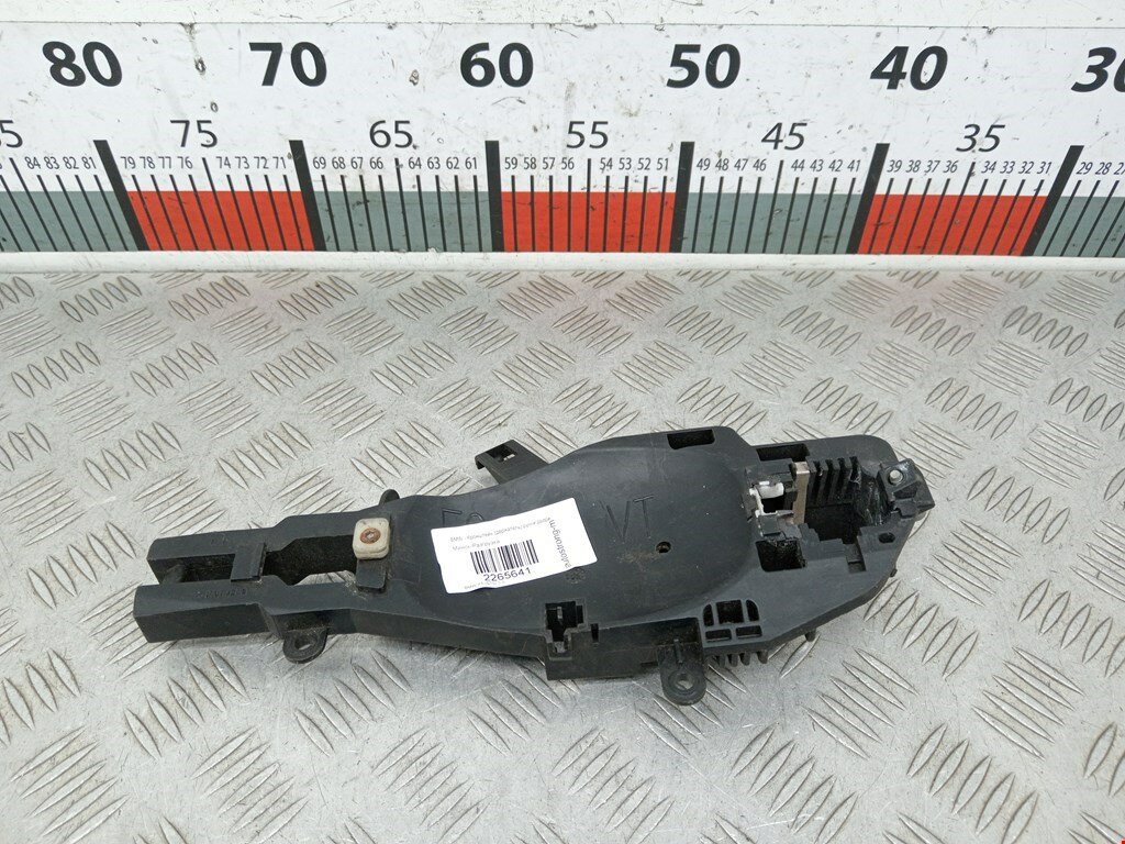 Кронштейн (держатель) ручки двери BMW 3-Series (E90/E91/E92/E93) 51227199839 арт. 2265641