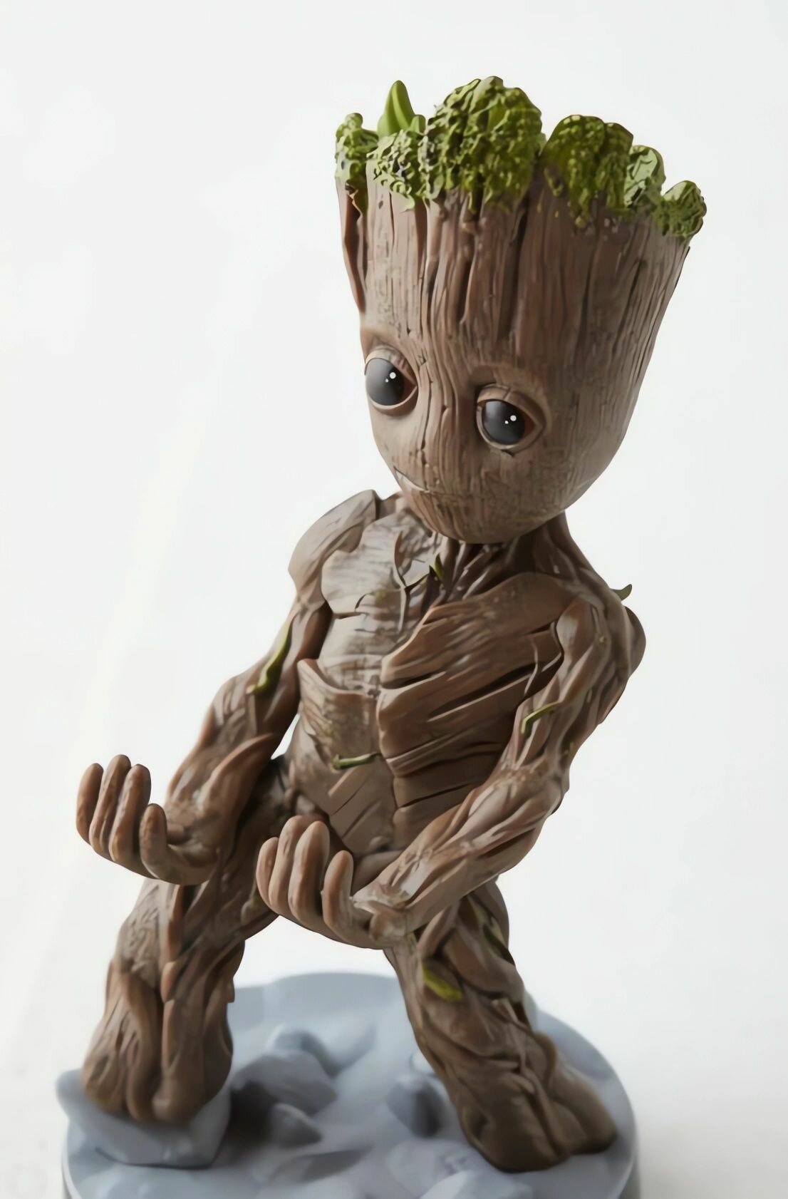 Фигурка-подставка под портативную игровую консоль/джойстик/телефон/планшет. "Малыш Грут"