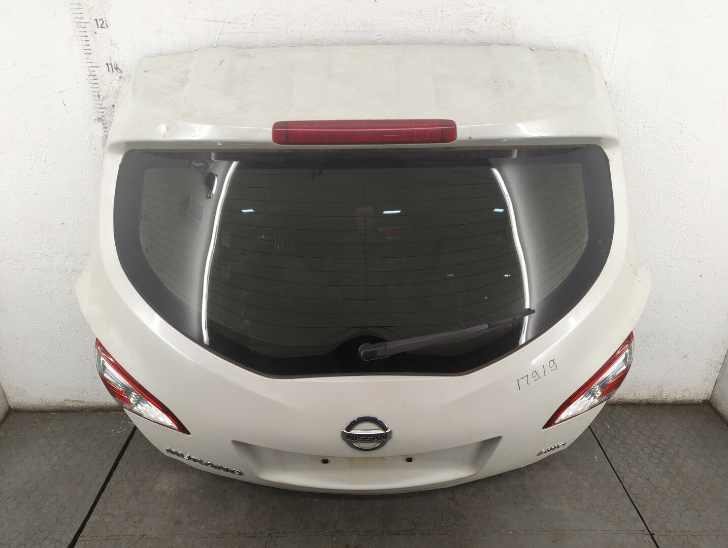 Крышка (дверь) багажника Nissan Murano Б/У