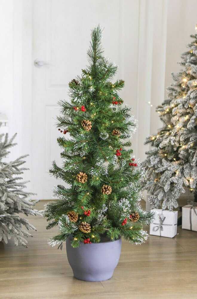 Искусственная елка с лампочками босфэй с шишками и ягодами, в кашпо, хвоя леска+ПВХ, 80 теплых белых LED-огней, контроллер, батарейки, таймер, 120 см, уличная, Kaemingk 680148