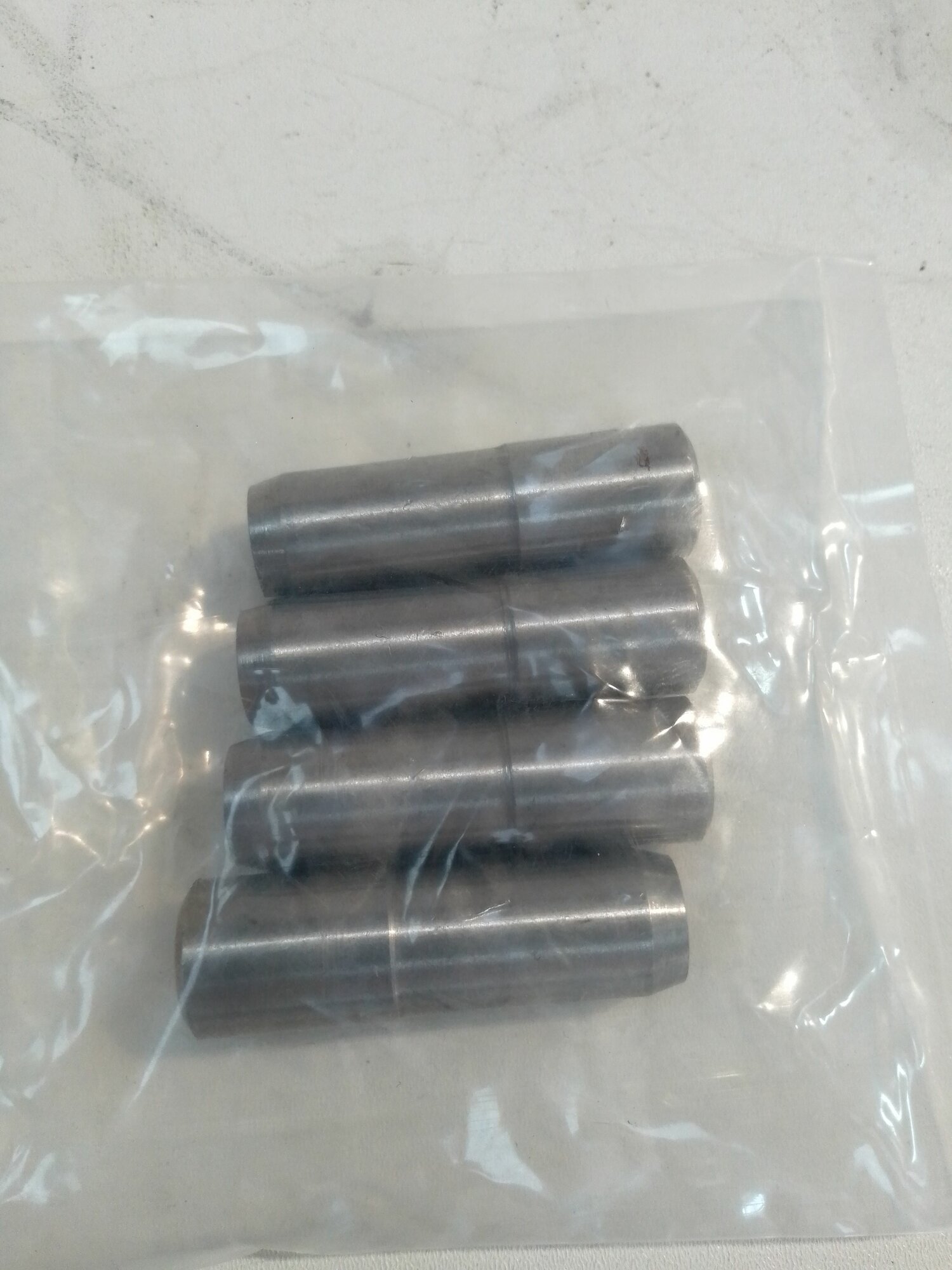 Направляющие клапанов Урал (4шт)