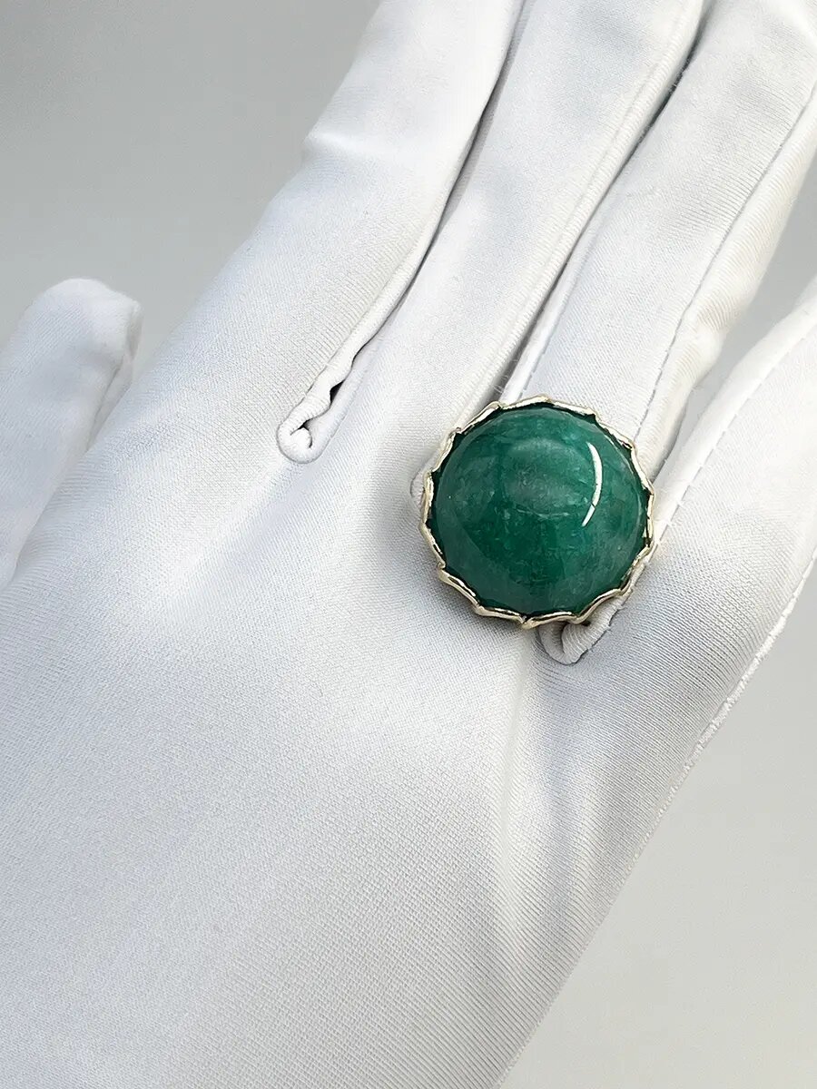 Перстень, желтое золото, 375 проба, изумруд