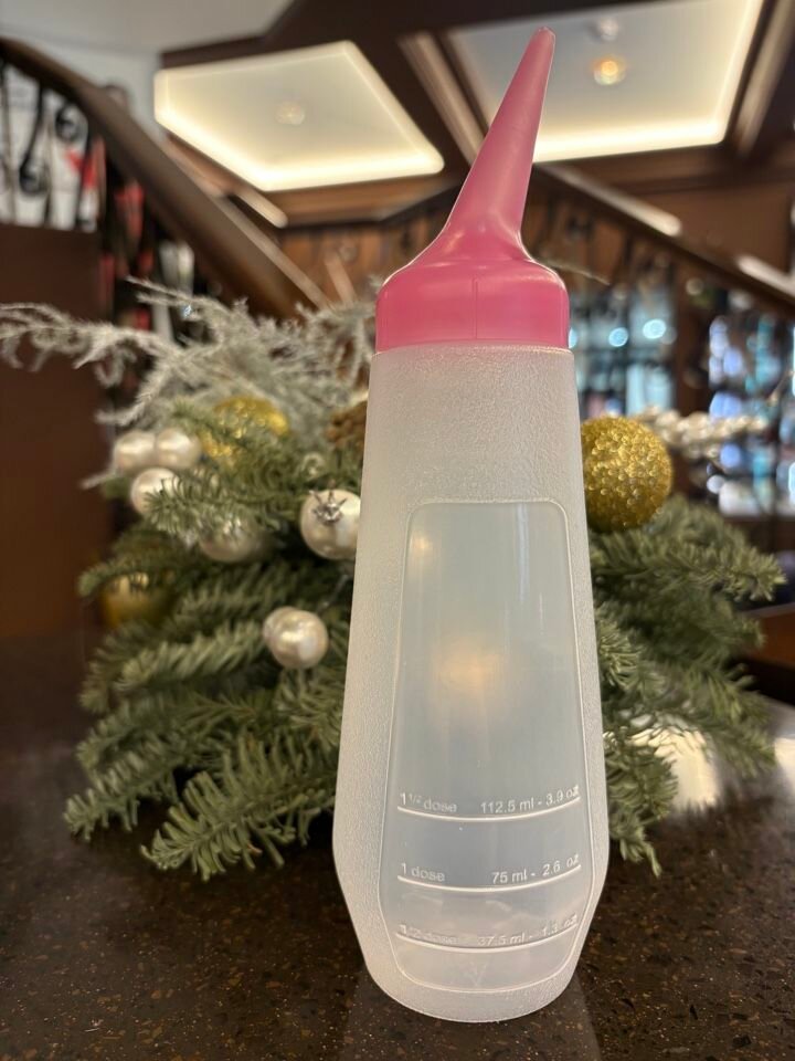 Аппликатор - дозатор для окрашивания и нанесения средств ухода за волосами, 240 мл