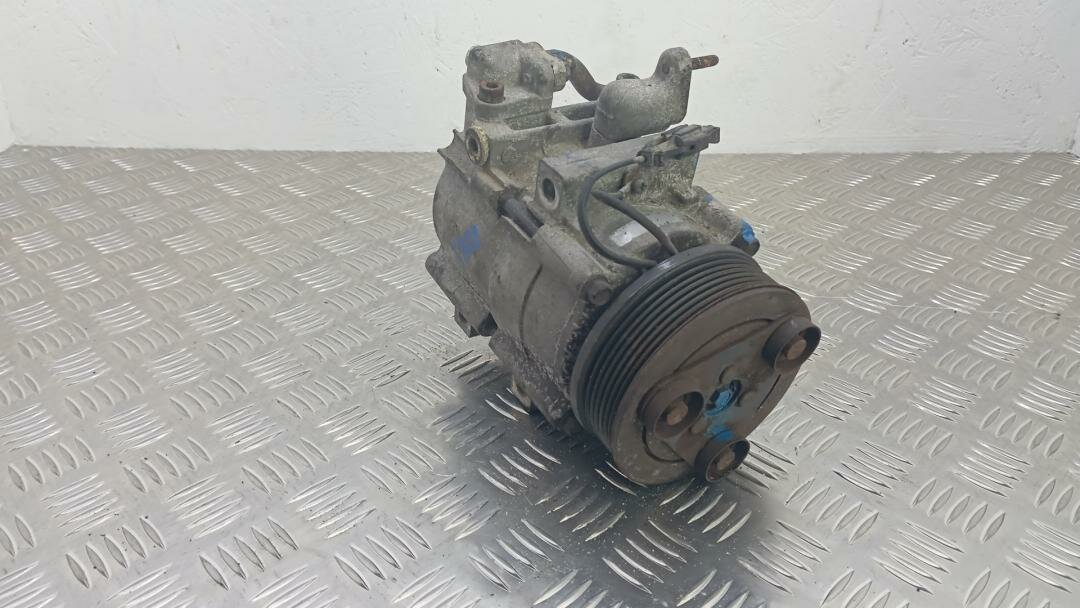 Компрессор кондиционера Kia Sorento рест. 2006 BN