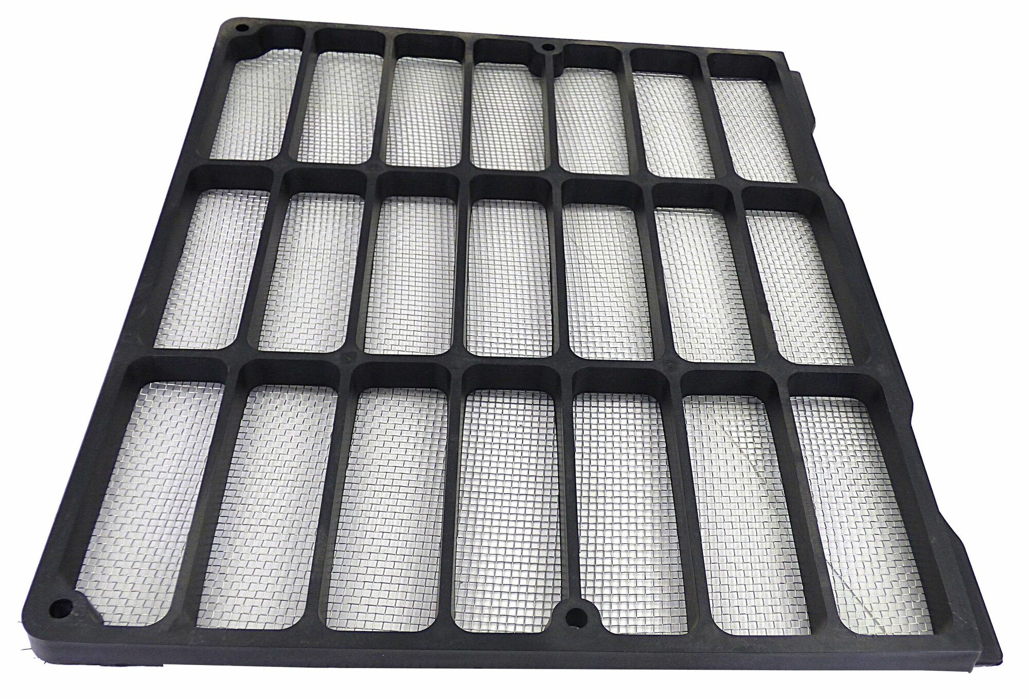 Решетка пластмассовая 50-8401070, верхняя, на трактора марки МТЗ