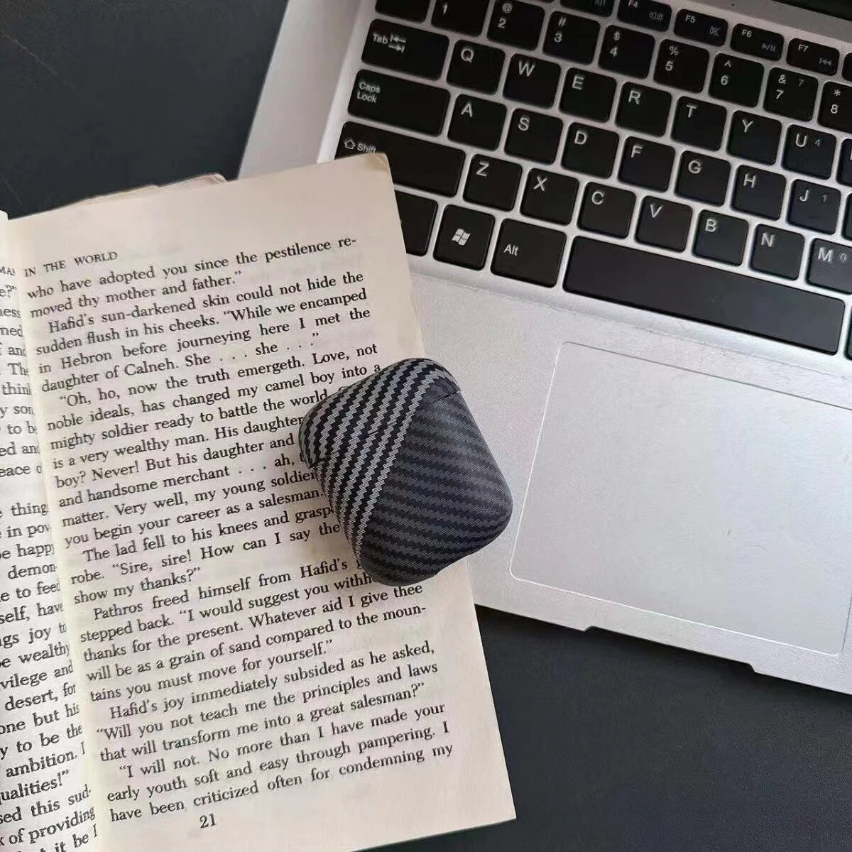 Чехол для наушников из углеродного волокна для Apple Airpods Pro 3 2 Airpods 1 2 3 4, беспроводной Bluetooth-наушник с защитой от царапин, роскошный матовый чехол