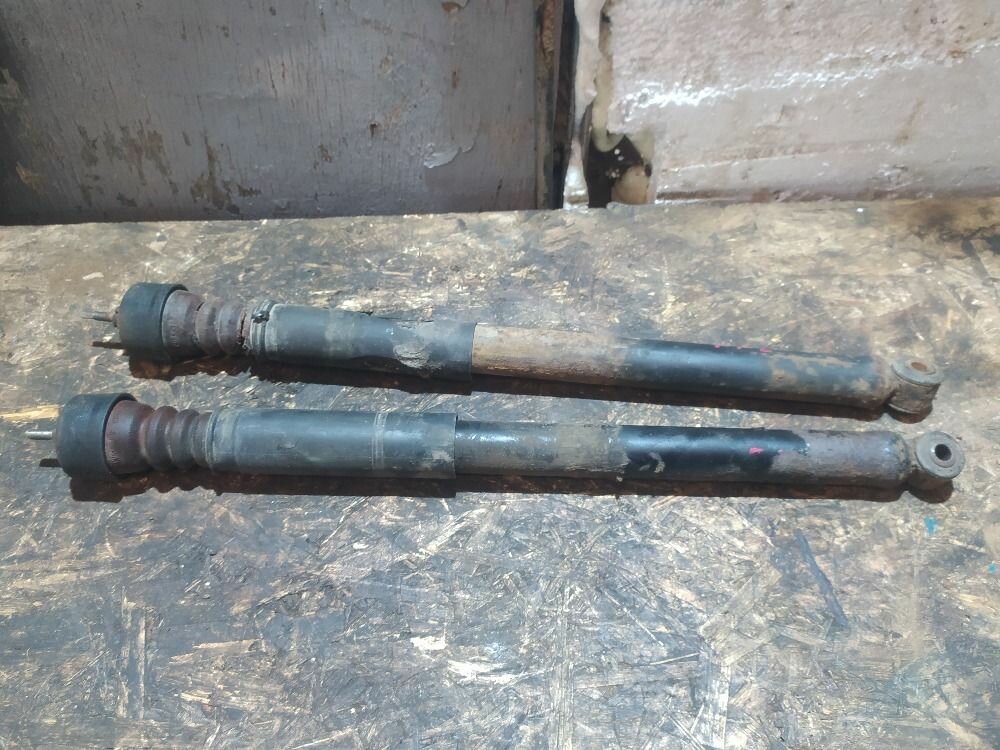 Амортизаторы задние (к-кт) Ford Focus I (1998 2004) Б/У с пробегом