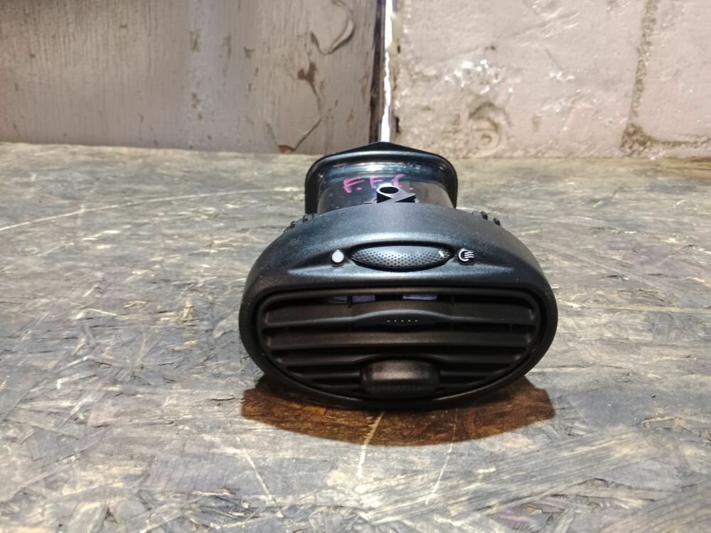 Дефлектор воздушный Ford Focus I (1998 2004) Б/У с пробегом