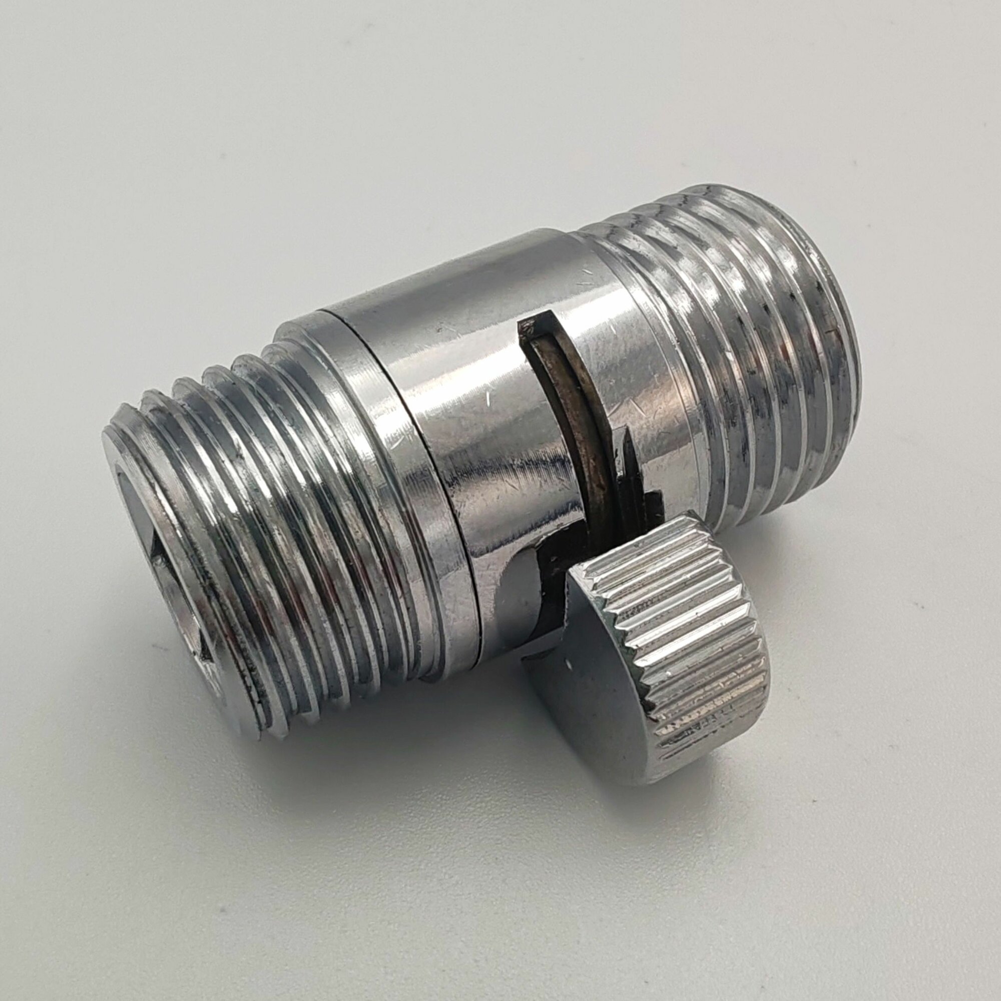 Мини Кран запорный 1/2 (Нар/Нар), Путь воды