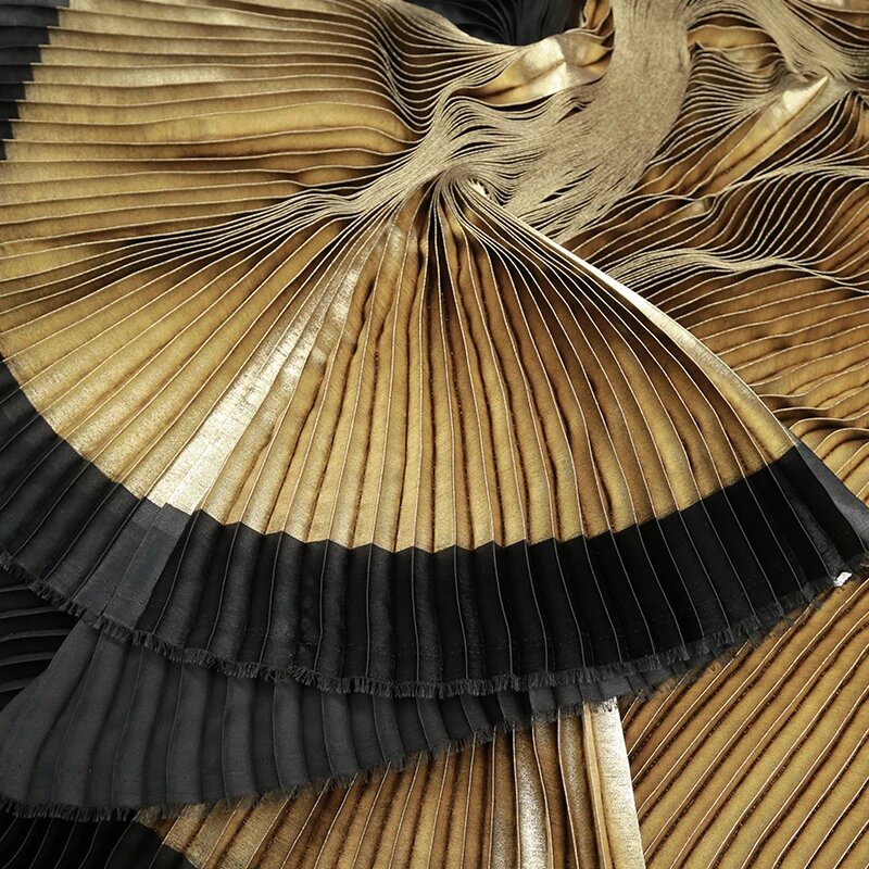 Бронзовая плиссированная полиэстерная ткань 1,5 м local tyrant gold
