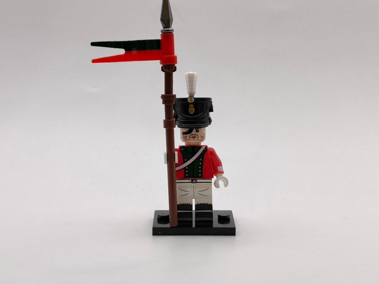 Минифигурка "Британский капитан пехоты", фигурка персонажа коллекции "Новое время", совместима с конструкторами Lego