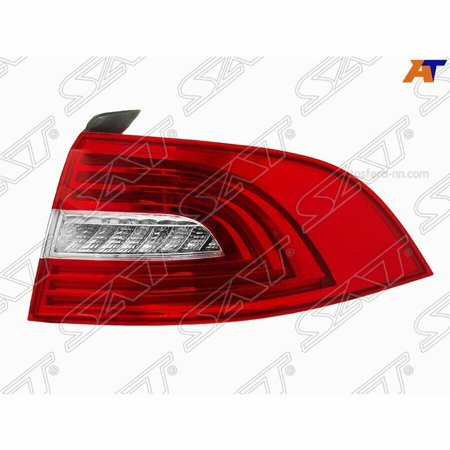 SAT ST6651931R Фонарь задний Skoda Superb 13-15 (Справа/ 4D SED)