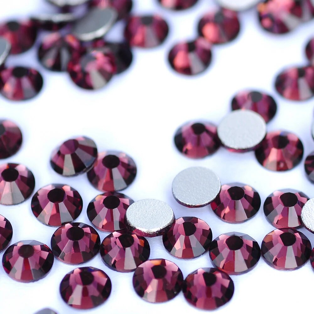 Стразы CTPA3bI аметистовые стеклянные SS3-SS20 1440 шт, SS30 288 шт. SS30 288pcs