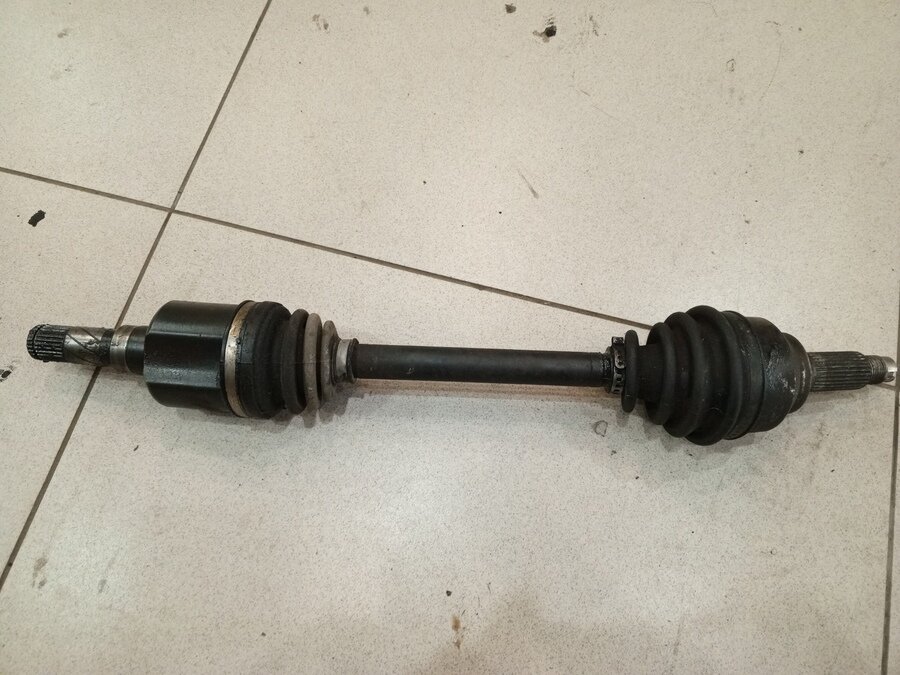 Полуось передняя левая от Mazda 3 bk 2003-2009