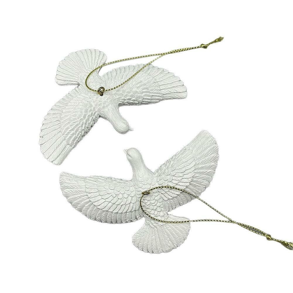 Декоративная подвеска "Голубь мира", украшающая рождественскую елку