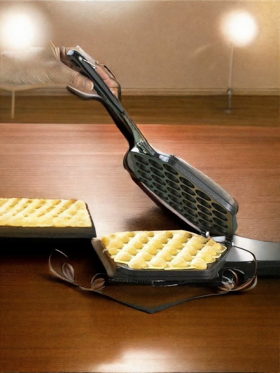 Вафельница, антипригарное покрытие, термоизолированные ручки