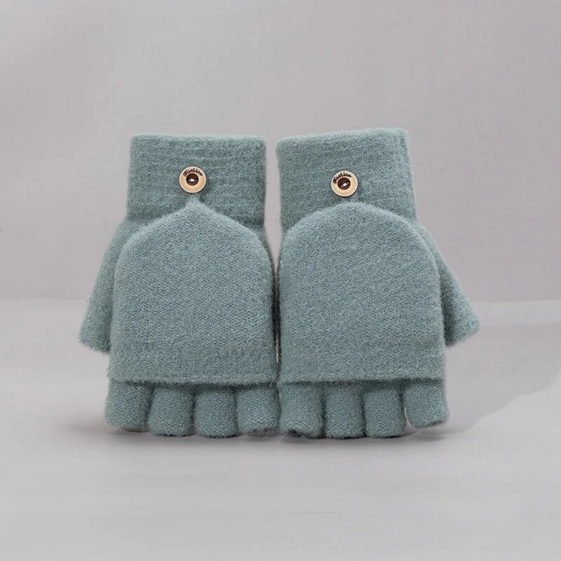 Перчатки для взрослых и детей