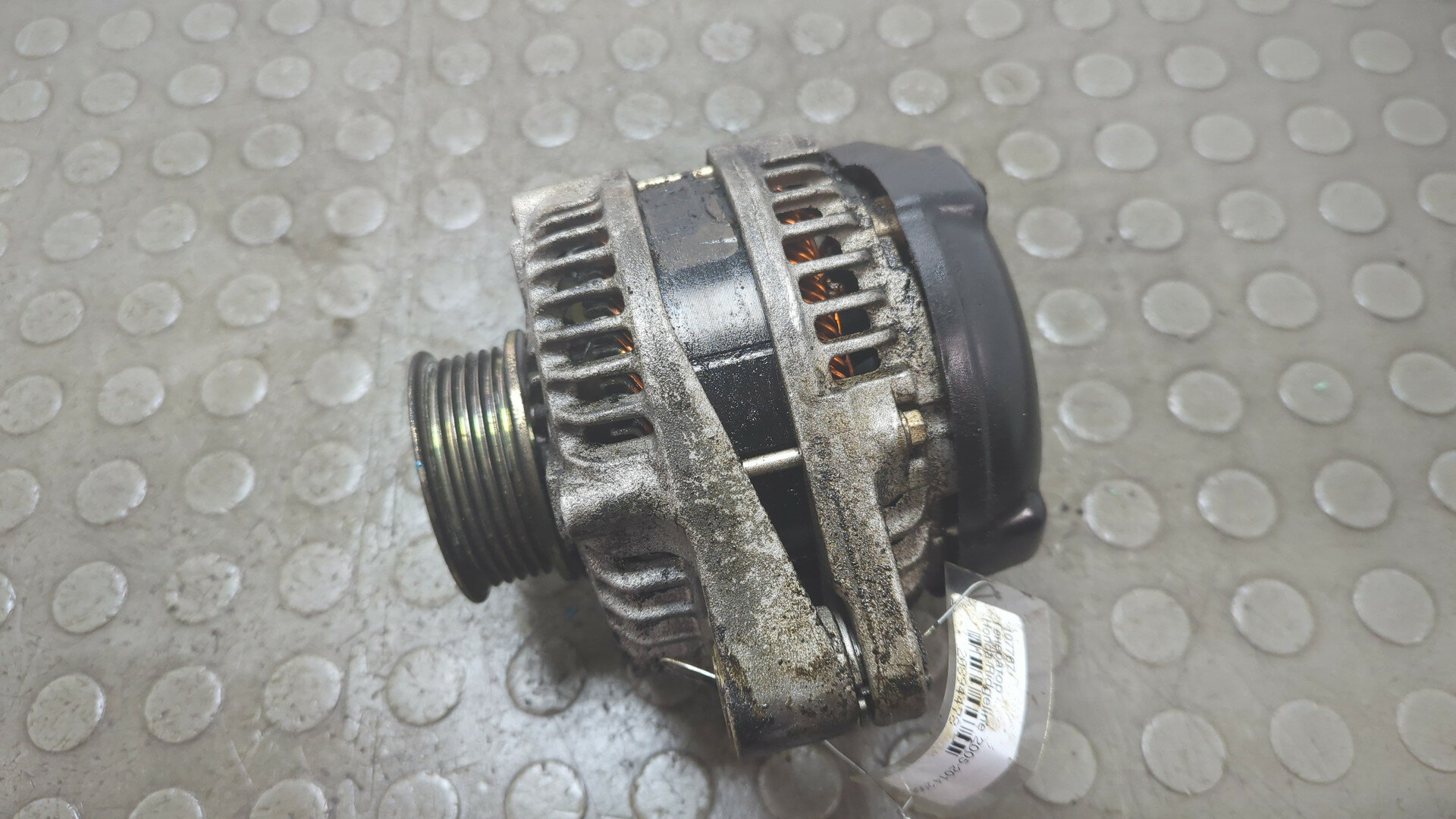 Генератор Honda Ridgeline Б/У