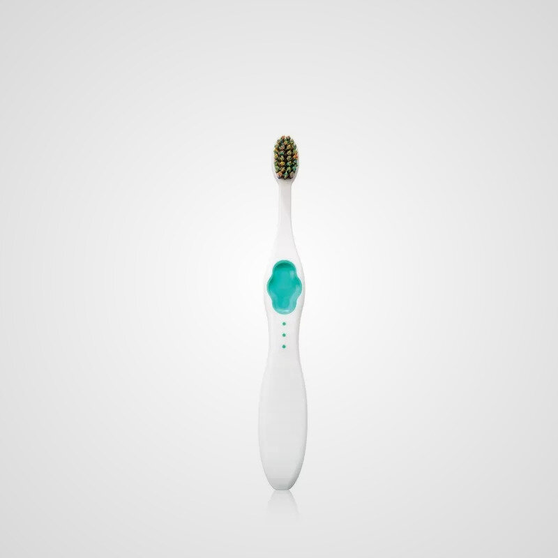 Детская Зубная щетка MontCarotte "Зеленая" MontCarotte Green Kids Brush Soft Щетка 1 шт