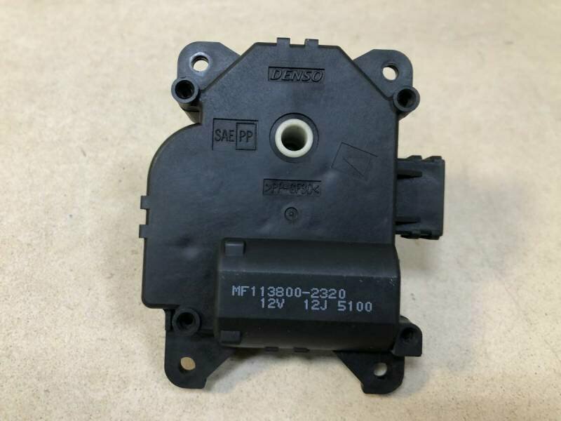 Моторчик заслонки печки Honda CR-V 2007-2012