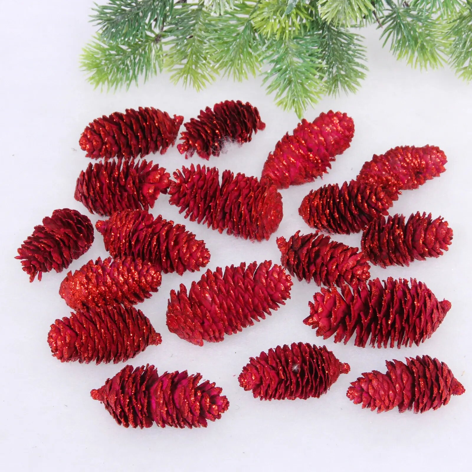 Композиция для декора «Сказочные шишки», красные, 10х10х13 см, блестящие