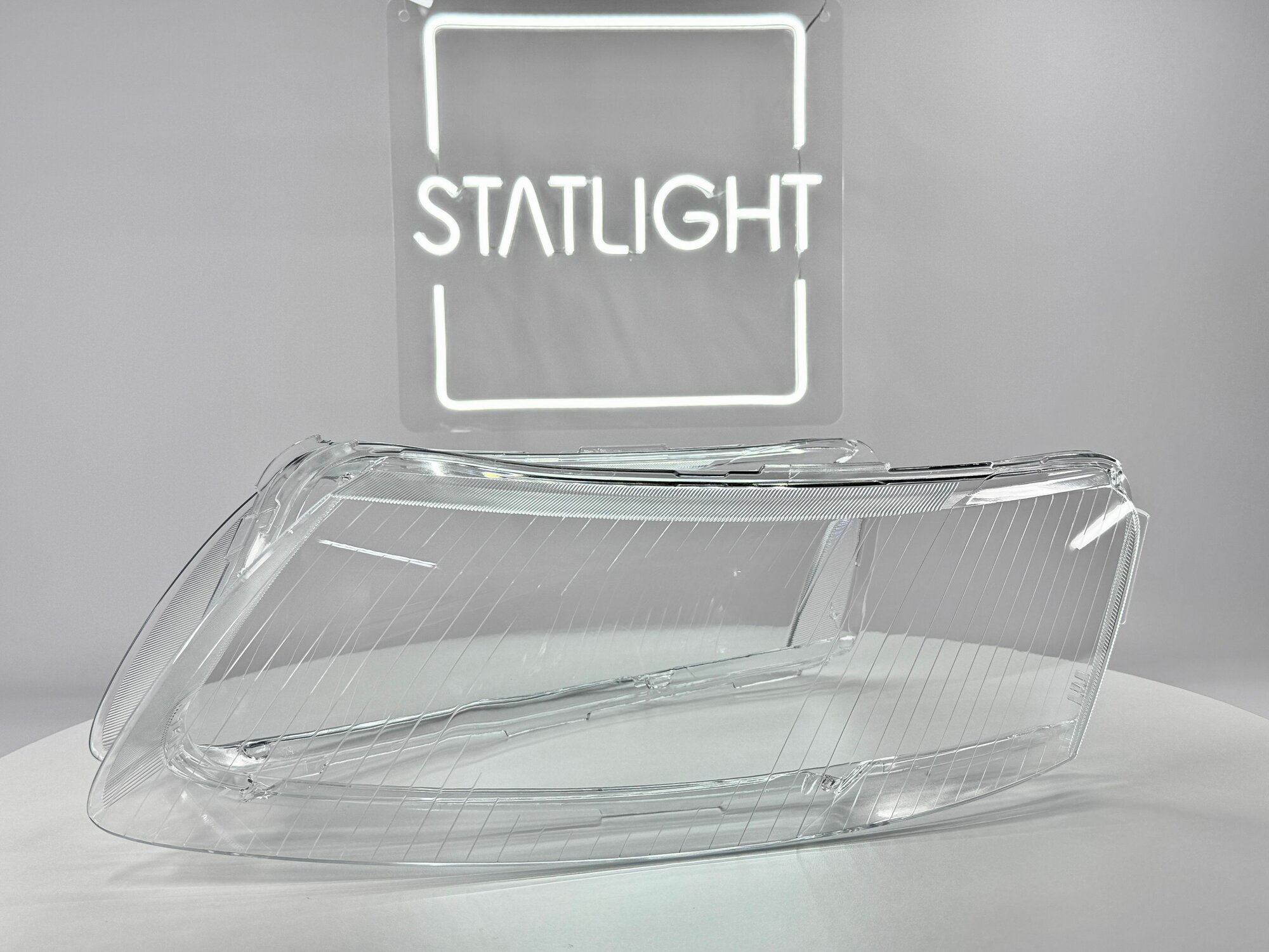 Комплект стекол фар Audi A6 C6 2004-2011