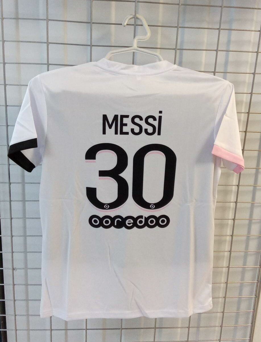 Для футбола ПСЖ Месси подростковая размер 30 (на 15-16 лет) форма (майка + шорты) футбольного клуба фк PSG (Франция, Париж) №30 MESSI бело-розовая