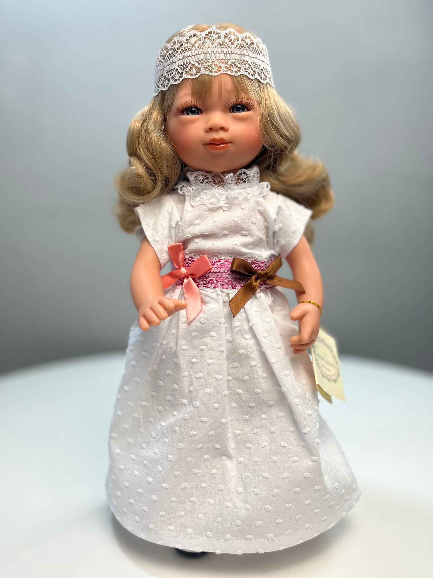Испанская виниловая кукла для девочки Carmen Gonzalez "Селия Невеста", блондинка, 34 см, арт. 22326K103