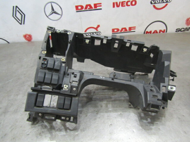 Накладка панели приборов Renault Premium