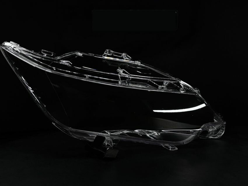 Правое стекло фары для Toyota Camry V55 2014-2017