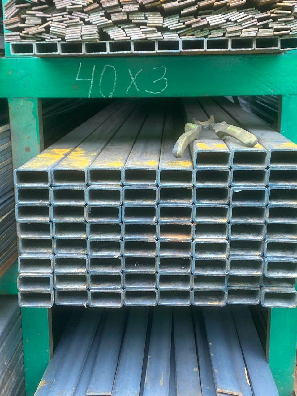 Труба профильная 40x20x1,5 ( 1.5 метра ) ГОСТ, электросварная