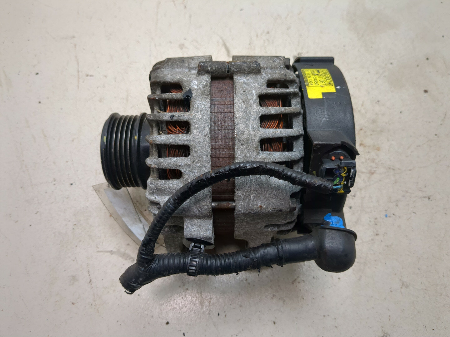 Генератор Hyundai ix 35 Б/У