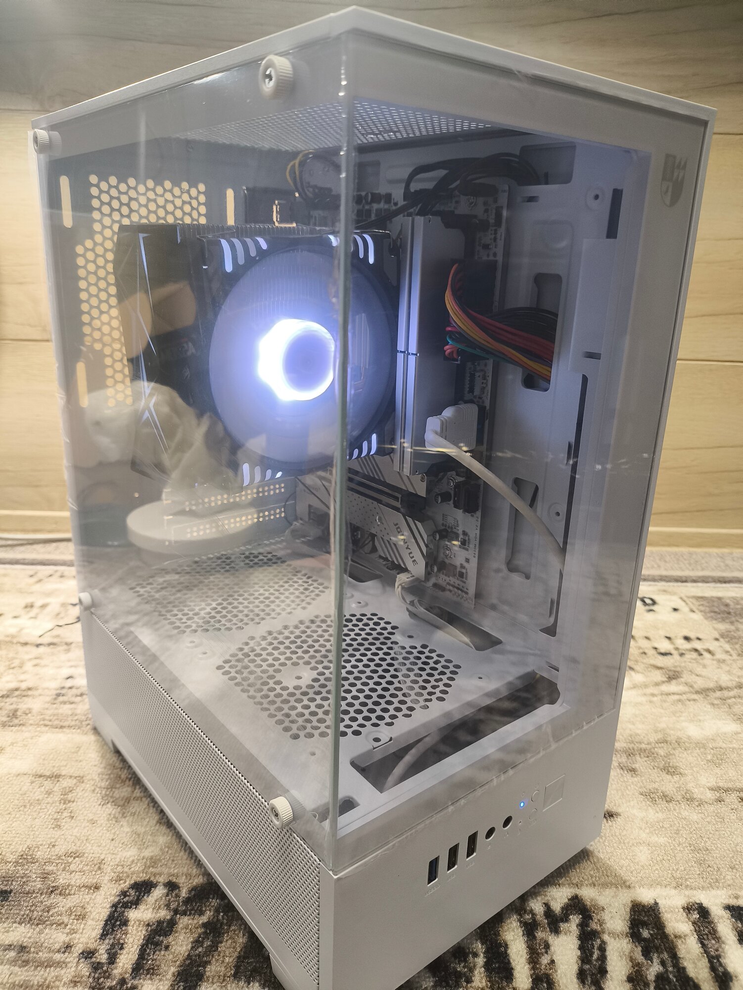 Системный Блок Ryzen 5 8500G /DDR5 32GB (2x16gb)/ B650M-Gaming Plus/ SSD 512GB/ Radeon 740M/ ATX 500W