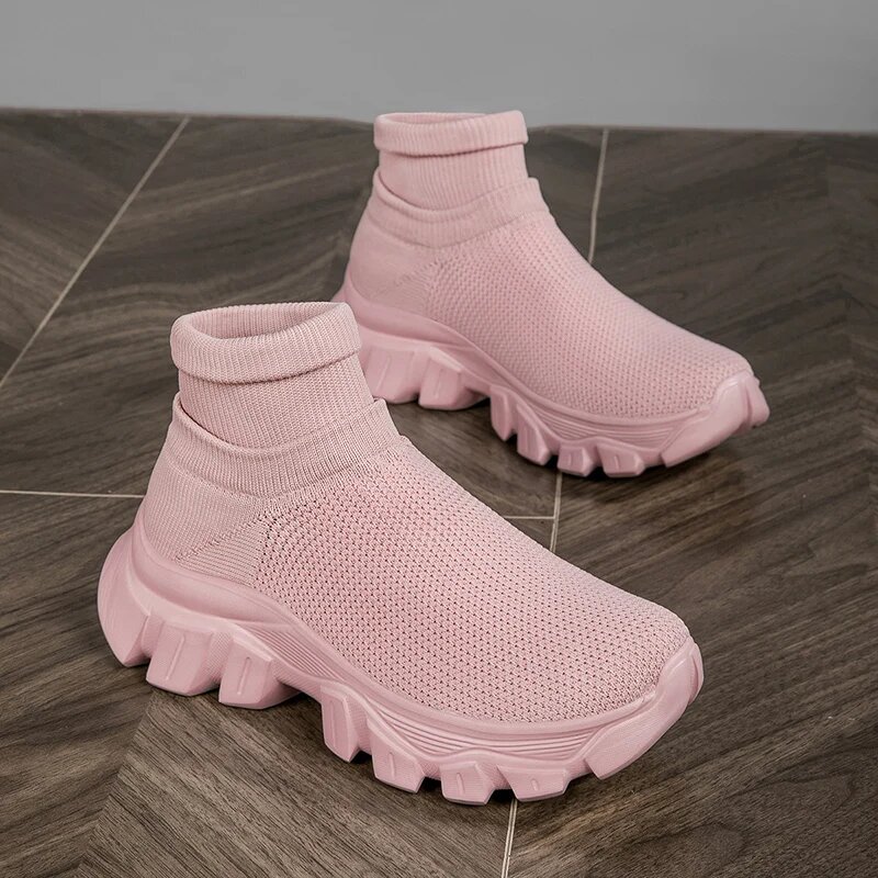 Кроссовки 272